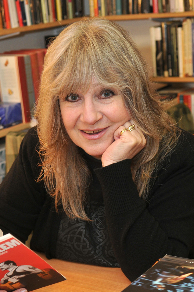 Casting The Runes: Dave and Toni Arthur’s Hearken To The Witches Rune ...